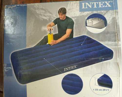 Кровать надувная Intex с насосом