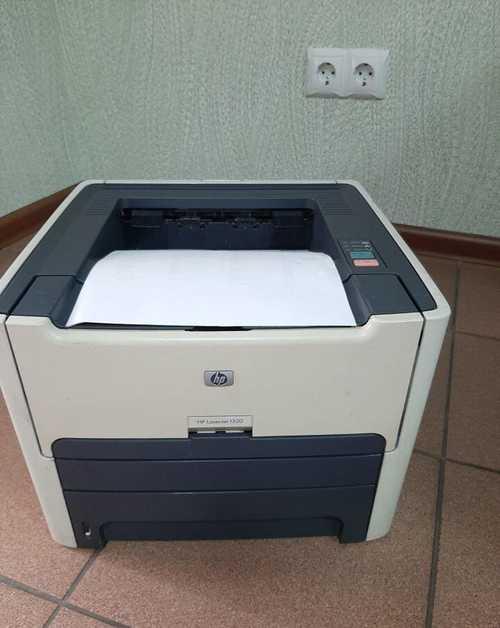 Принтер HP laserJet 1320 с картриджем
