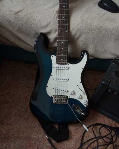 Электрогитара Ashtone ST-100+комбик Е-39