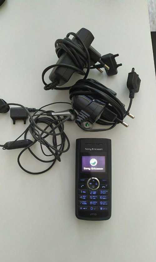 Мобильный телефон Sony Ericsson J110i