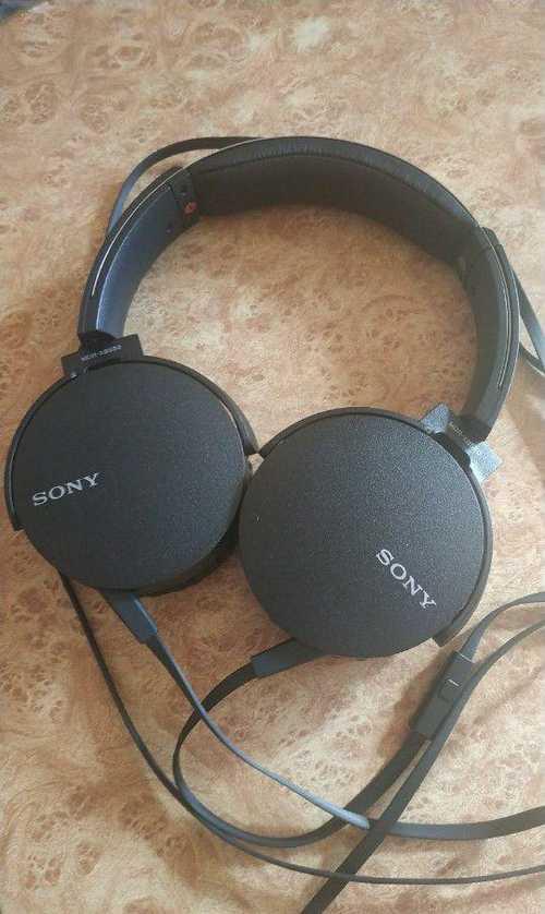 Sony MDR-XB 550