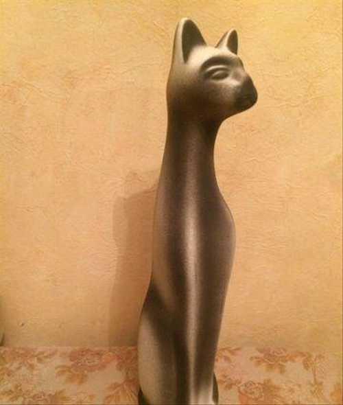 Кот скульптура