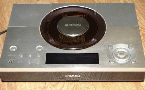 CD ресивер yamaha CRX-TS20