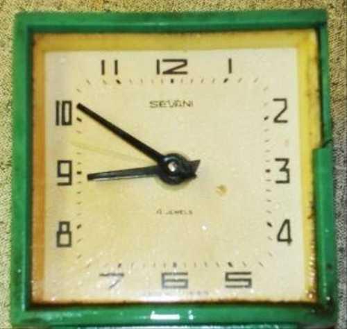 Часы-будильник "Севани" 1970-е годы