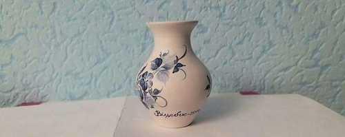 Глиняная ваза
