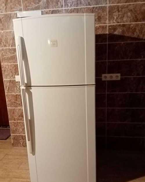 Холодильник sharp