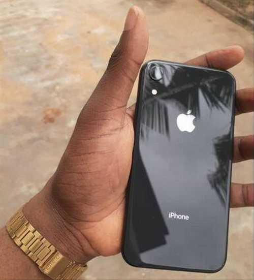 Смартфон Apple iPhone XR 64Gb Black