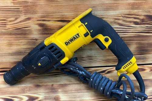 Перфоратор dewalt D25133K, 800 Вт / 2.8 Дж