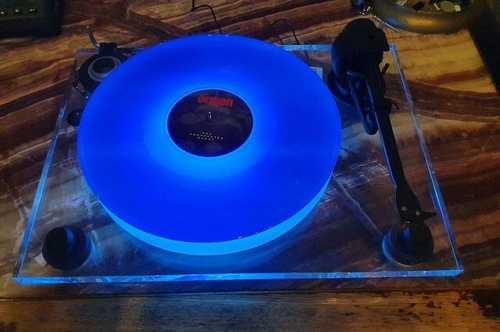 Виниловый проигрыватель Pro-Ject 2 Xperience Acryl