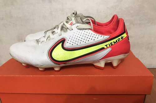 Футбольные бутсы nike tiempo