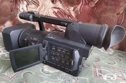 Видеокамера Panasonic AG-HVX204AER