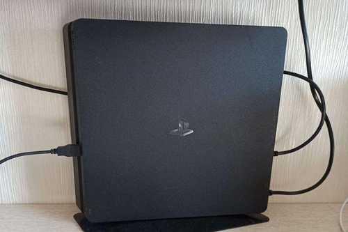Sony PlayStation 4 slim