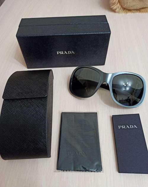 Очки солнцезащитные Prada