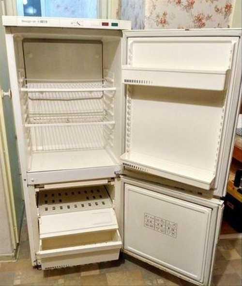 Холодильник Snaige 117-2 неисправный