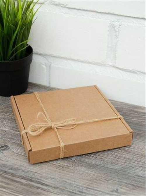 Подарочная упаковка коробка самосборный короб