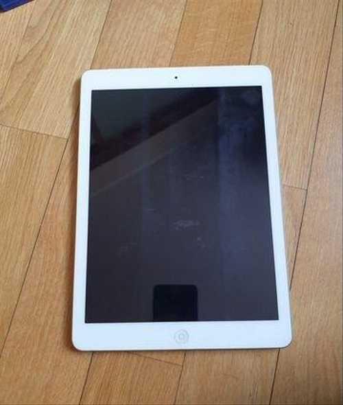 iPad Air, 1 поколение, 64 GB, WiFi