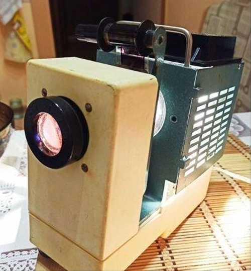Фильмоскоп-проектор
