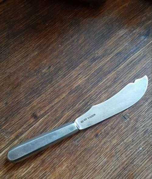 Старинный серебряный нож