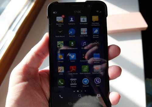 Телефон Blackberry Z30 4G
