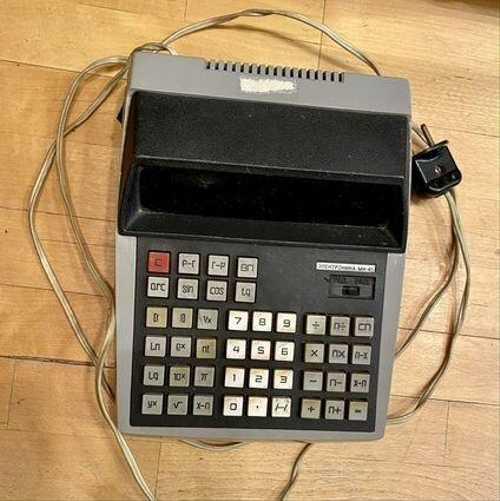 Калькулятор электронный СССР работает