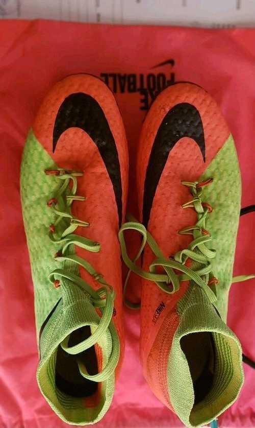 Бутсы nike hypervenom phantom II