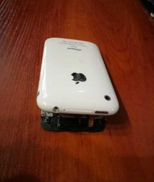 iPhone 3Gs 32Гб без аккума, всё целое, на запчасти