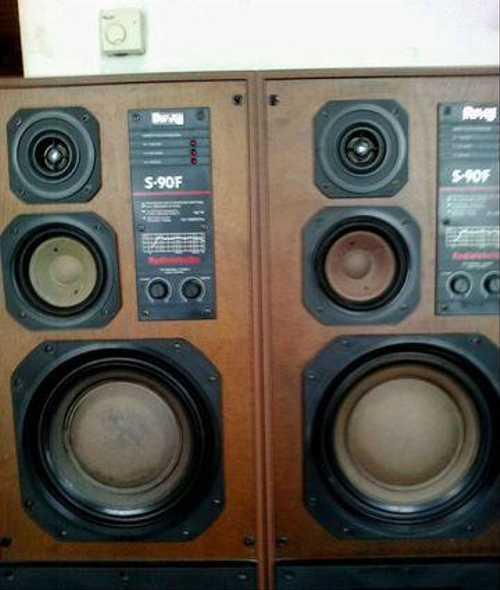 Акустические колонки Radiotehnika S-90F HI-FI