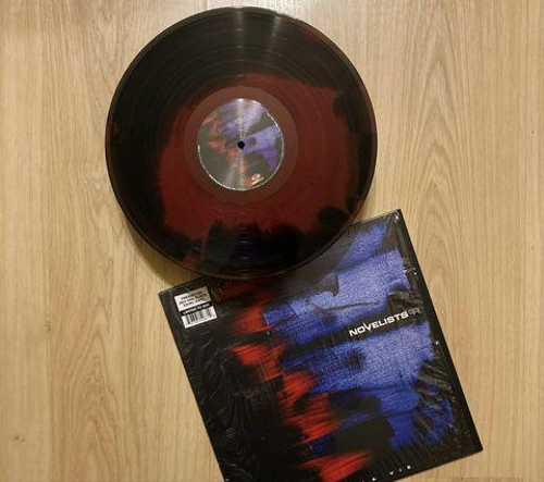 Винил Novelists FR C'Est La Vie Red Black Swirl LP