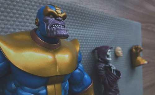 Фигурка Marvel select (Thanos action figure)