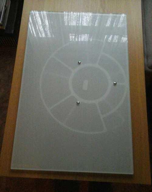 Стеклянная подставка под TV observator IKEA