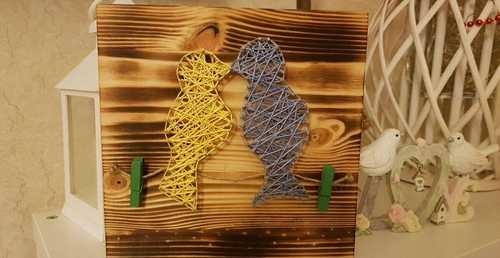 Панно, картина в стили string art