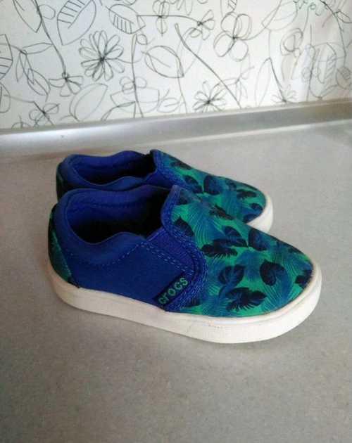 Слипоны crocs