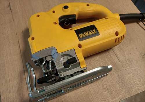 Лобзик DeWalt DW341