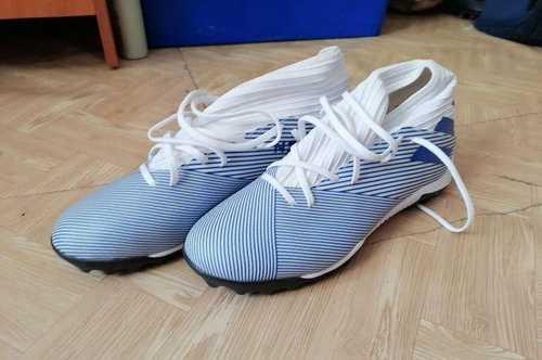 Футбольные бутсы Adidas