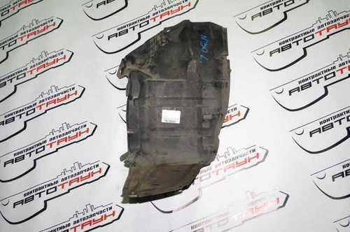 Подкрылок nissan R'nessa N30 NN30 PNN30 F L уголок