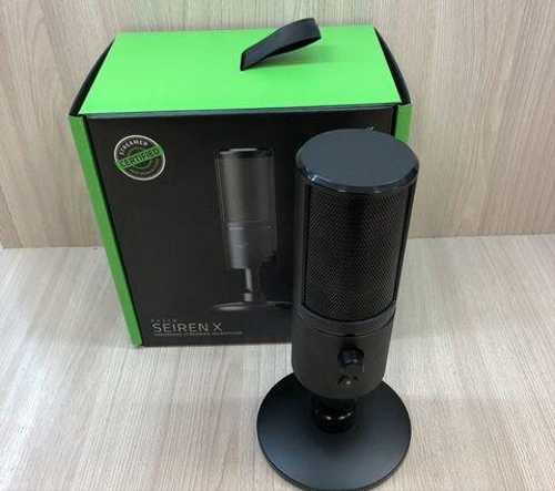 Игровой стрим микрофон Razer Seiren X