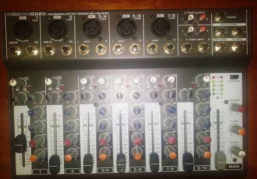 Пульт микшерский с батарейкам Behringer Xenyx1002B