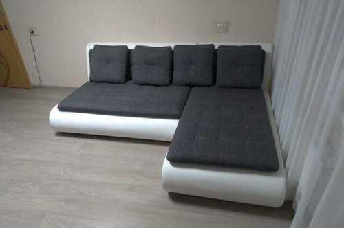 Угловой диван Наполи (как новый)