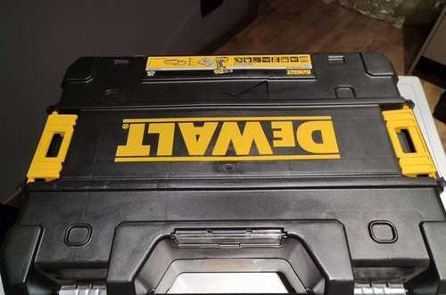 Ящик Dewalt Tstak от шуруповёрта Dewalt DCD791