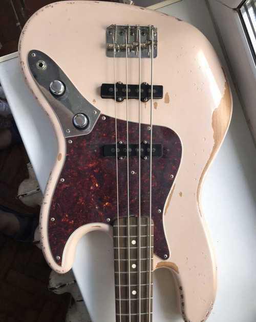 Бас гитара fender Flea Jazz Bass
