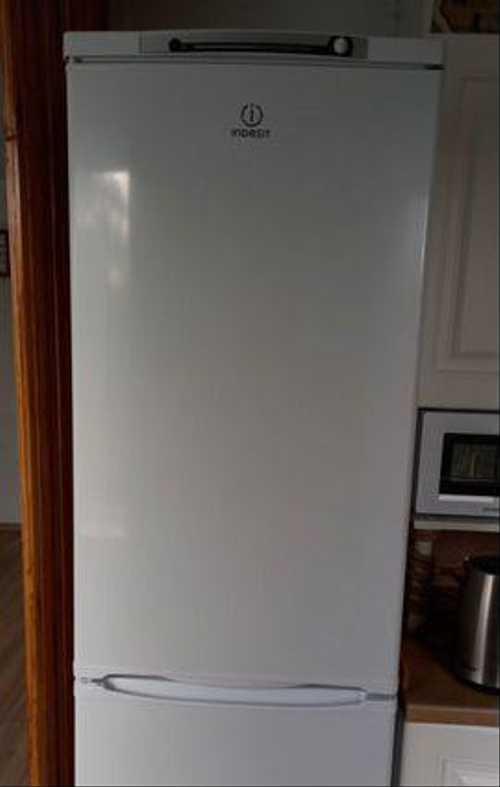 Холодильник Indesit б/у