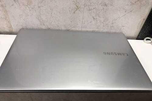 Ноутбук Samsung 370R