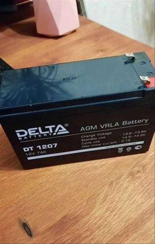 Аккумуляторная батарея Delta DT1207