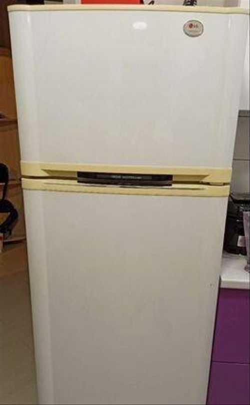 Холодильник LG (корея)