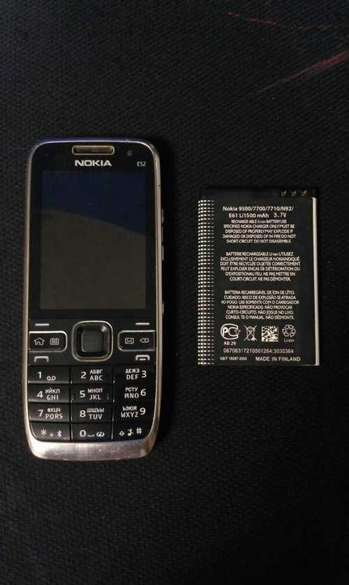 Nokia E52 + BT-гарнитура на запчасти