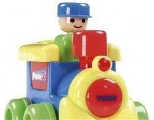 Инерционный паровозик Tomy для малышей
