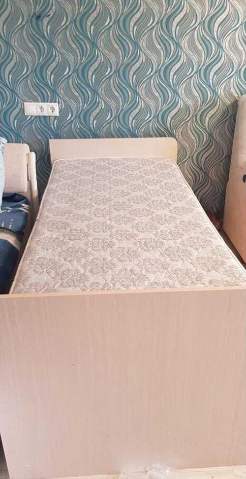 Кровать односпальная