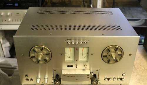 Катушечный магнитофон Pioneer RT 701