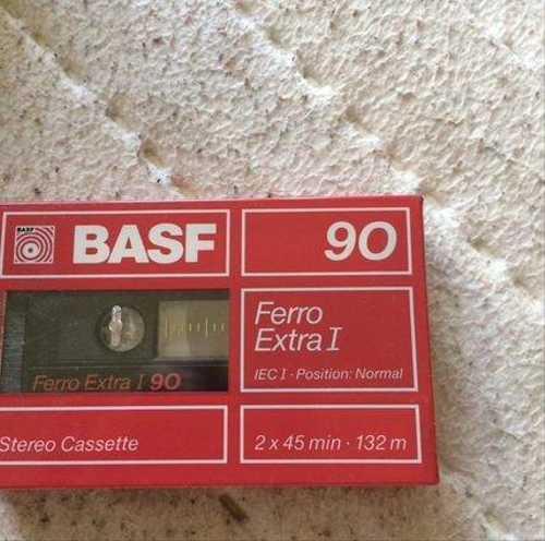 Аудиокассеты basf 90 красные