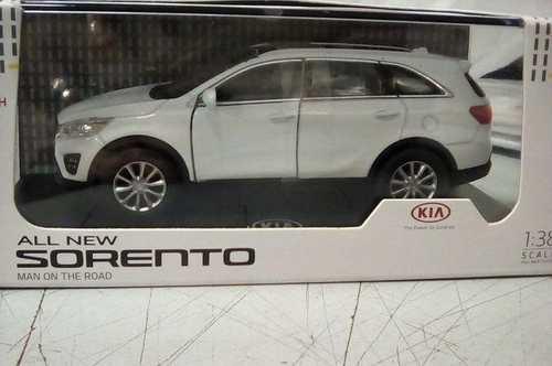 KIA Sorento модель автомобиля 1:38